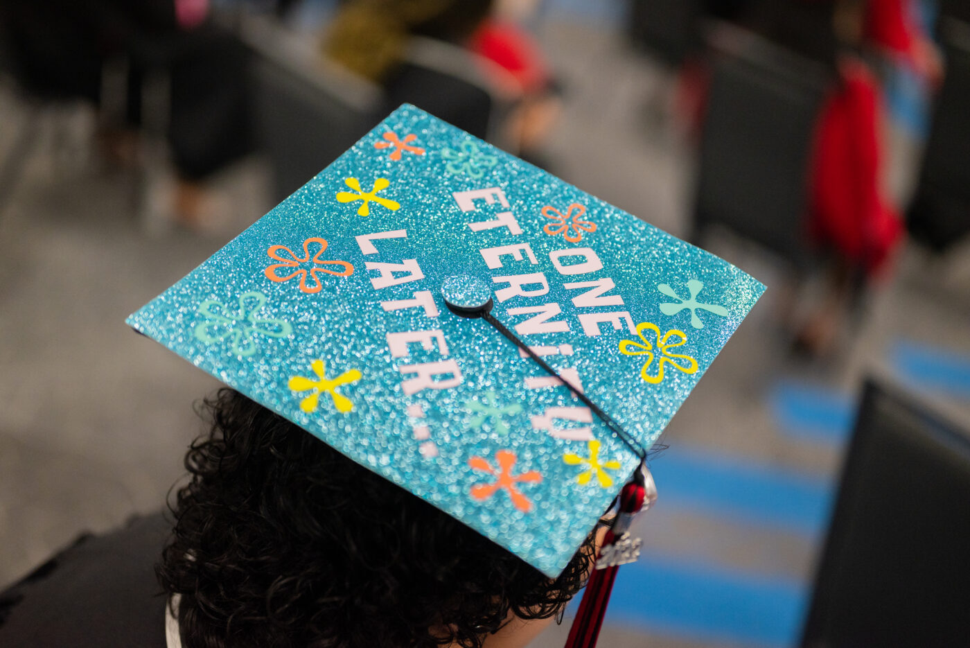 Fall 2022 graduates stand out from crowd with their grad caps | Polk ...