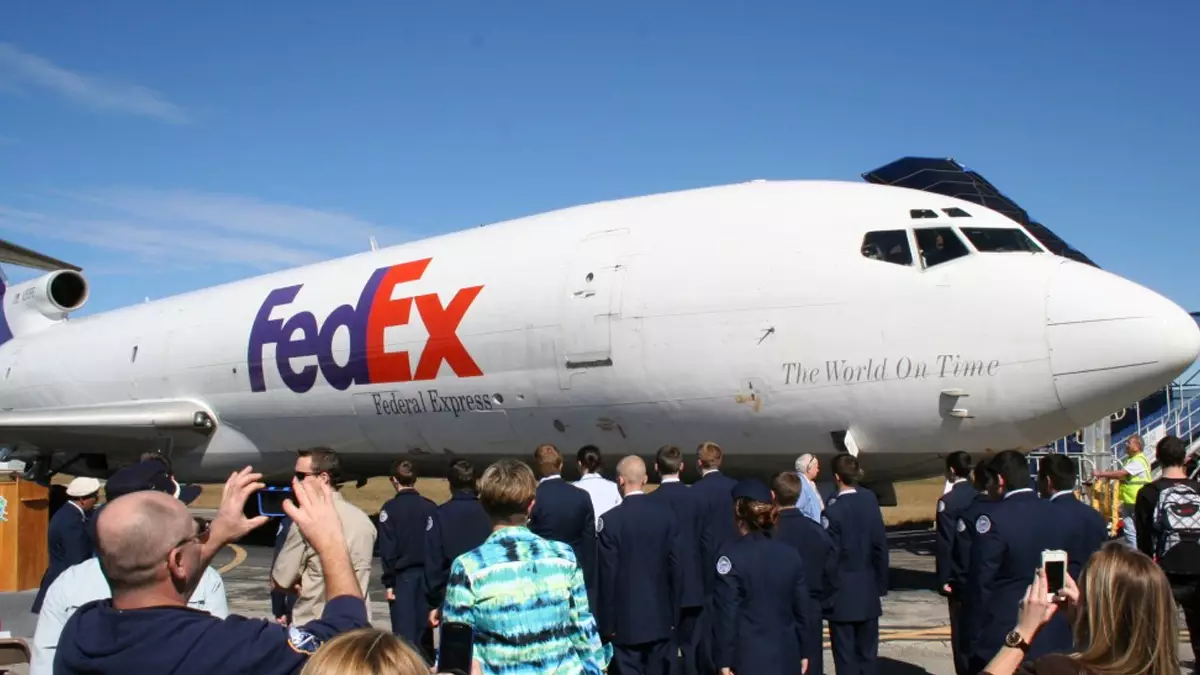 Fedex Airplane